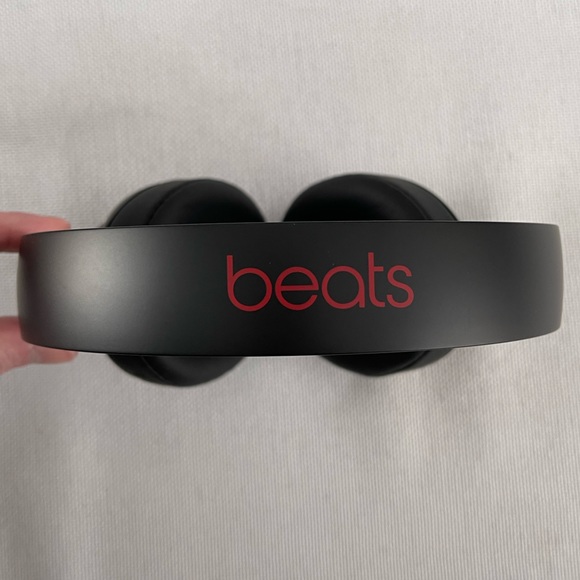 Beats by Dre | Headphones | Nwb Beats Studio 3 Wireless Over The Ear ...